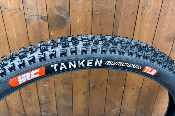 こんなんいかがでしょ？IRC TANKEN GEKOTA ブラックバージョン | 1989年創業のマウンテンバイク(MTB)専門店 | MDS